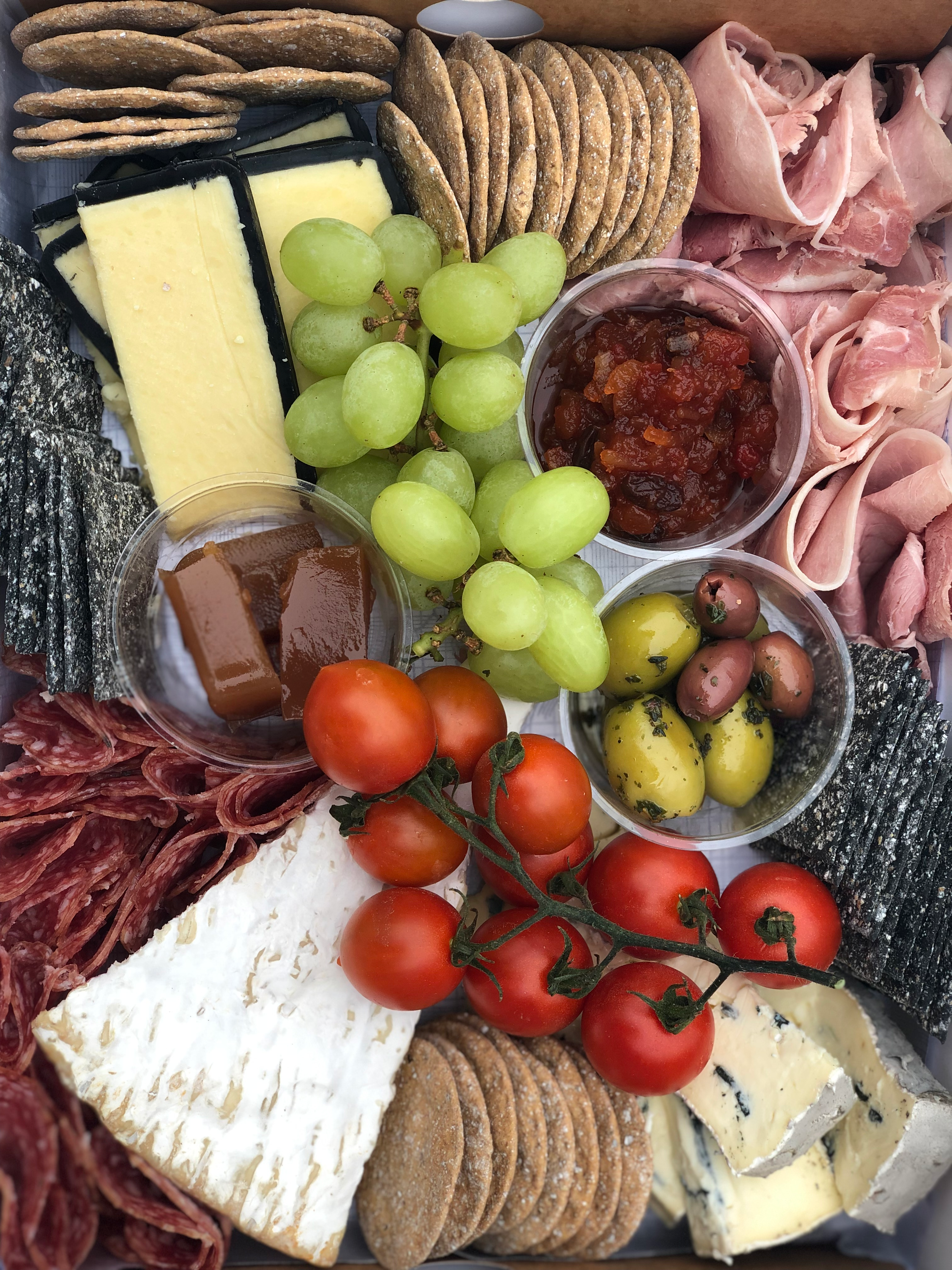 Deli Boxes – The Spotty Dog Lauder